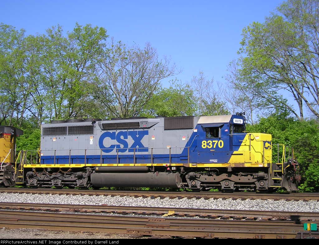 CSX 8370